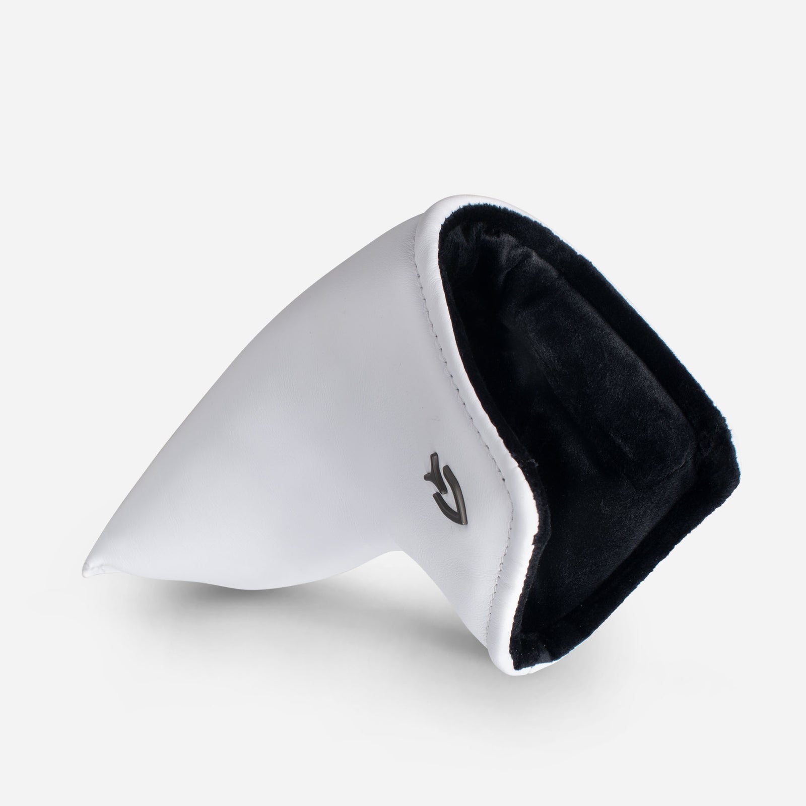 Leather Blade Putter Headcover | Golf Club Headcovers | VESSEL