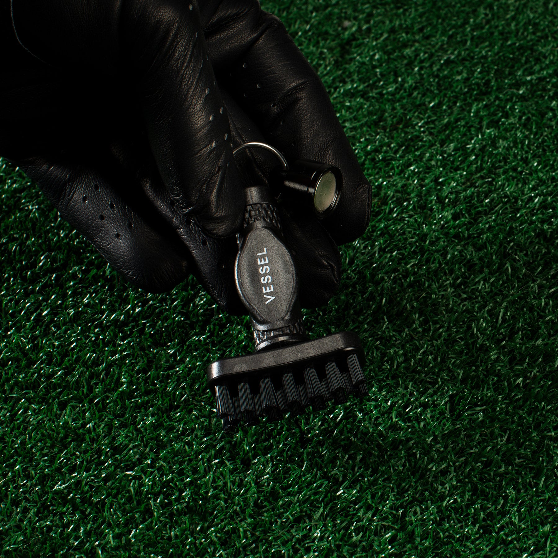 VESSEL x GrooveIt MiniG Brush | Golf Accessories